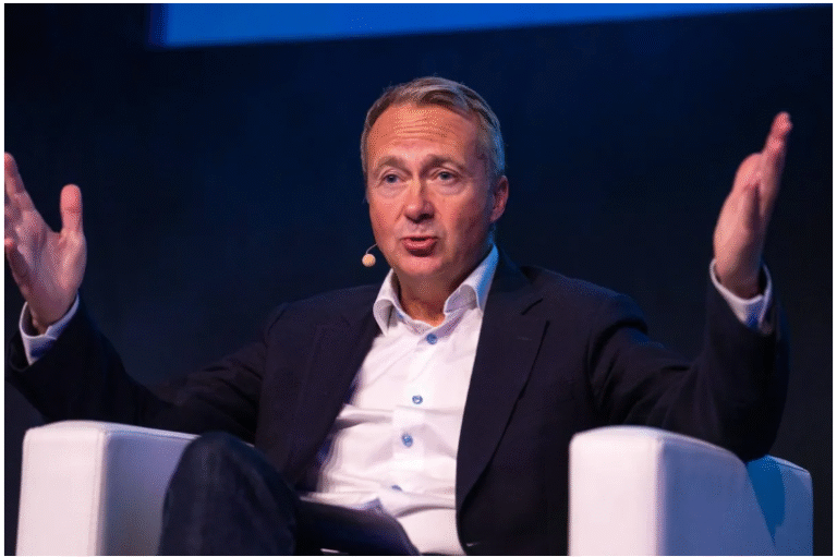 Amex GBT Completes $540M CWT Acquisition After Regulatory Approval